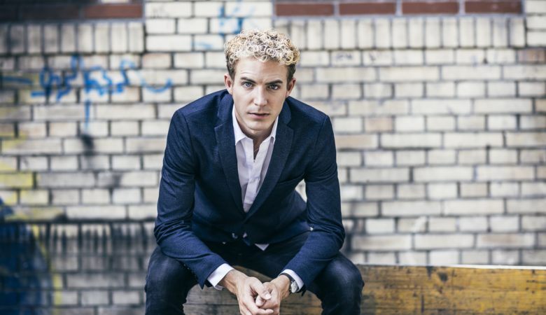 Kabarettist Michael Elsener: Interview über Twitter und ...